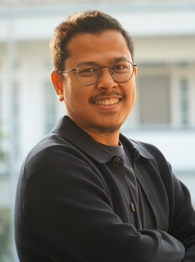 Tentang Kami – VERITAS TECHNOLOGIA UI